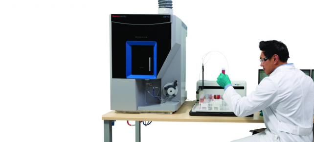 Spektrometr iCAP PRO XP | Pragolab